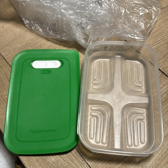 Tupperware | Kitchen | Tupperware Fridgesmart Medium | Poshmark